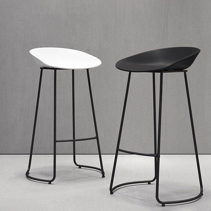 Modern Style Metal Bar Stool with Footrest and Low Back Cafe Creative ...