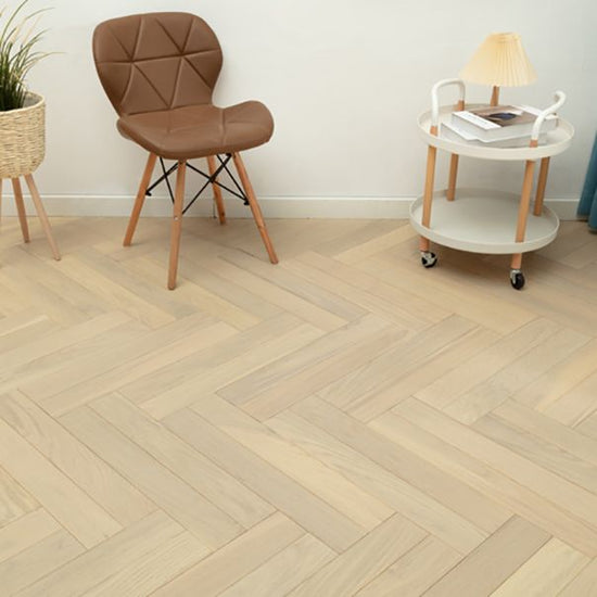Contemporary Laminate Click-Lock Stain Resistant Laminate Flooring 15mm ...