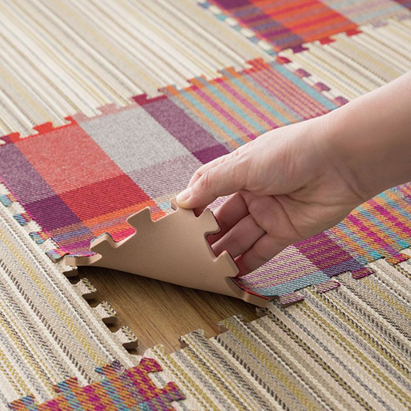 Carpet Tile Non-Skid Fade Resistant Striped Interlocking Carpet Tiles ...