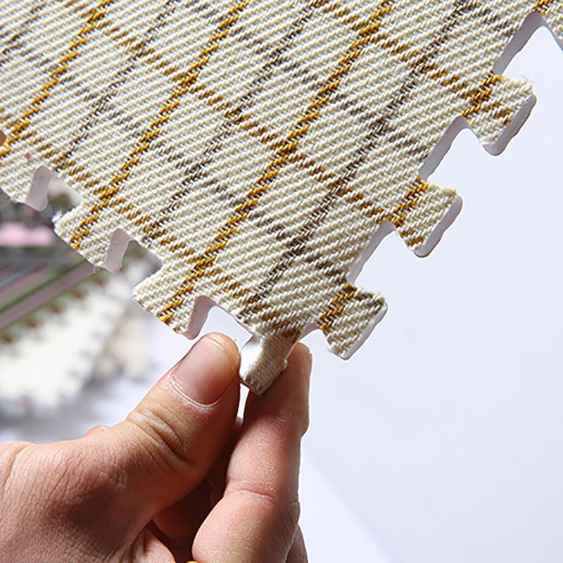 Basic Carpet Tiles Interlocking Stripe Pattern Square Carpet Tiles ...