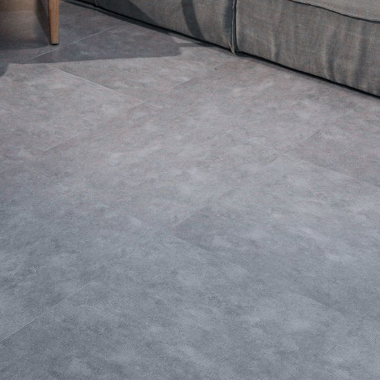 Scratch Resistant Vinyl Flooring Self-Stick Peel and Stick Waterproof ...