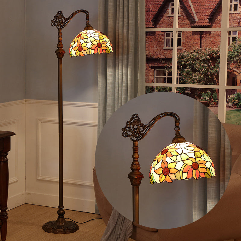 Single-Bulb Standing Light Classic Floral Pattern Stained Glass Reading ...