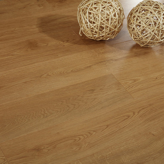Light Wooden Laminate Plank Flooring Scratch Resistant Laminate Floor ...