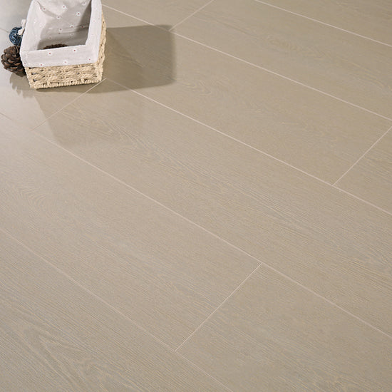 Contemporary Laminate Flooring Light Color Wooden Laminate Flooring ...