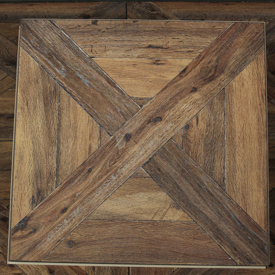 Scratch Resistant Floor Natural Oak Textured Laminate Flooring - Clearhalo